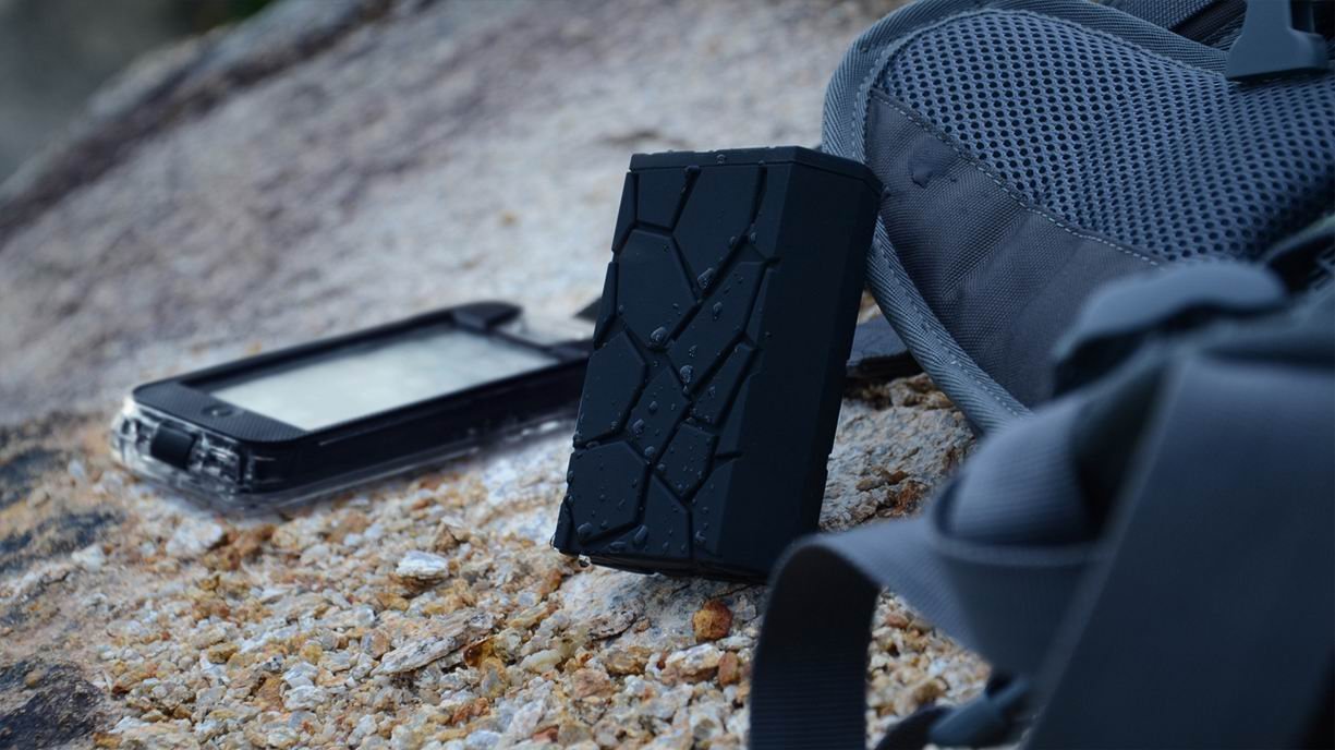 Top 5 Best Waterproof Power Bank 2016