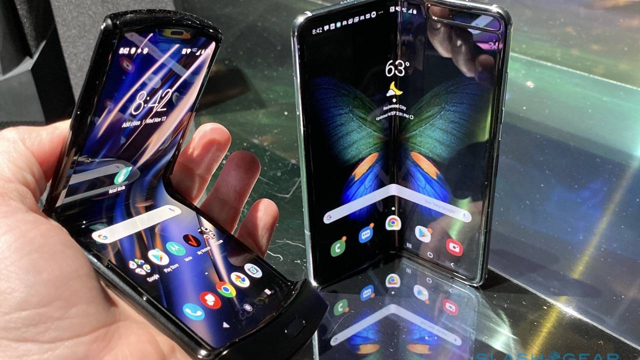 Does Galaxy Z Flip have screen crease?