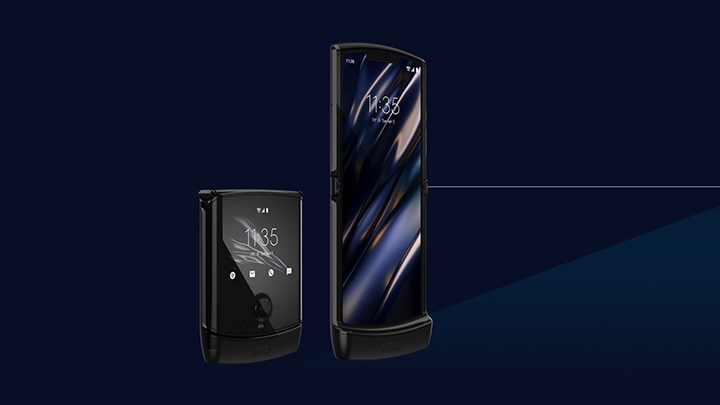 Can Motorola Razr fold without a crease