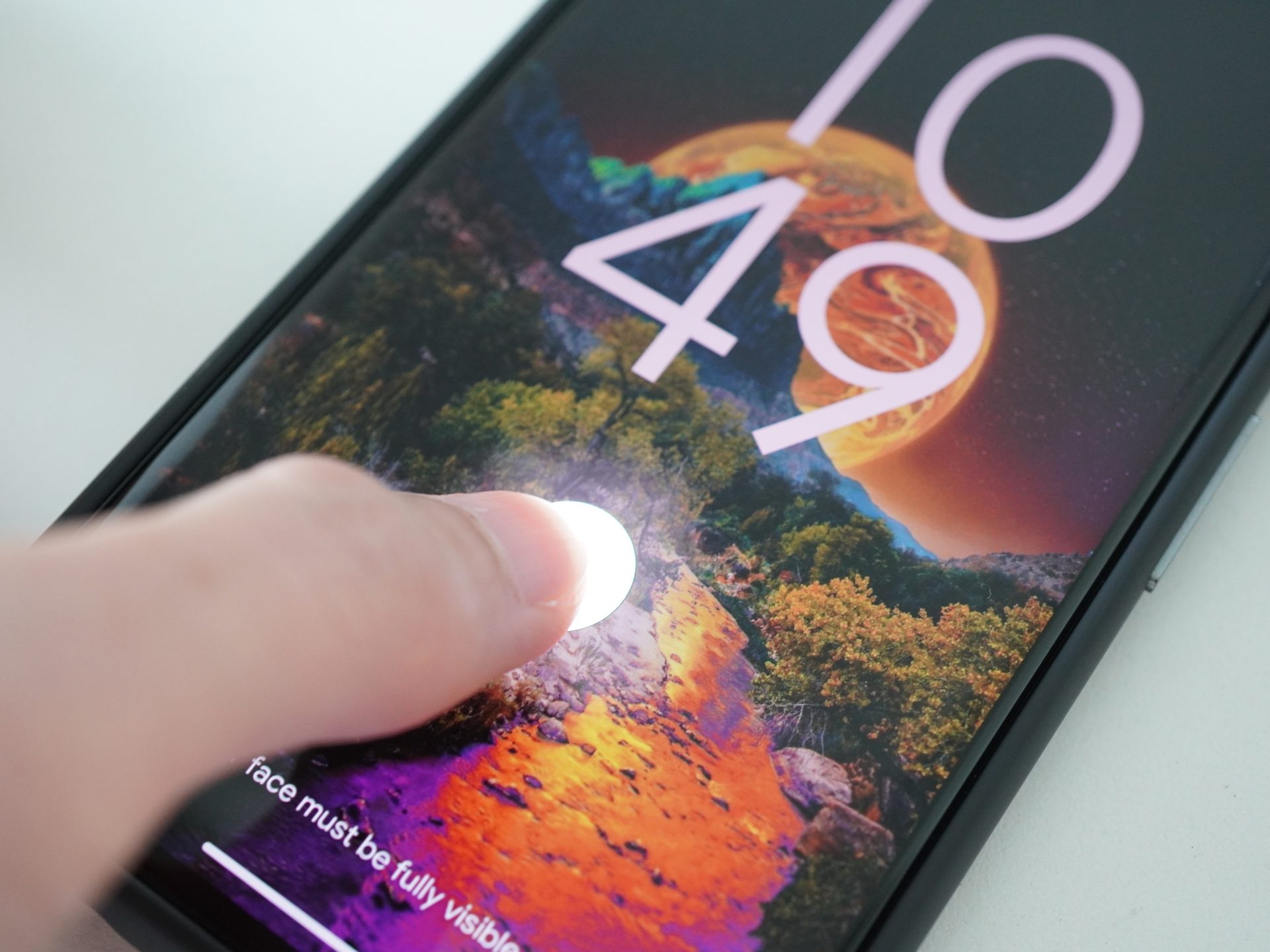 Does Pixel 7/7 Pro support fingerprint scanner or face unlock